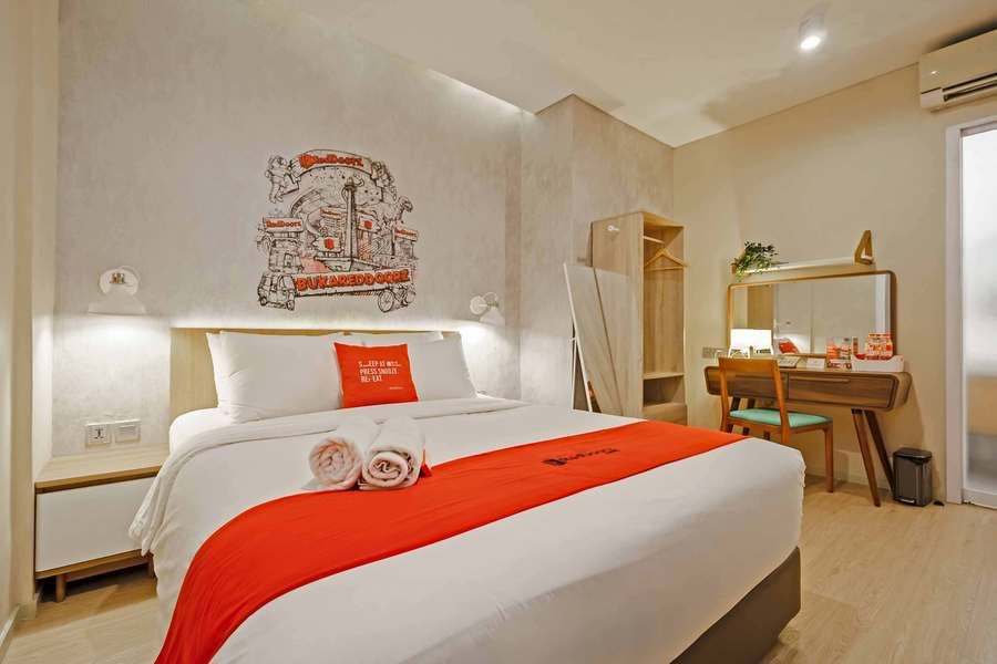 7 Hotel near Mall @ Alam Sutera Within Walking Distance Starting @ Rp118275