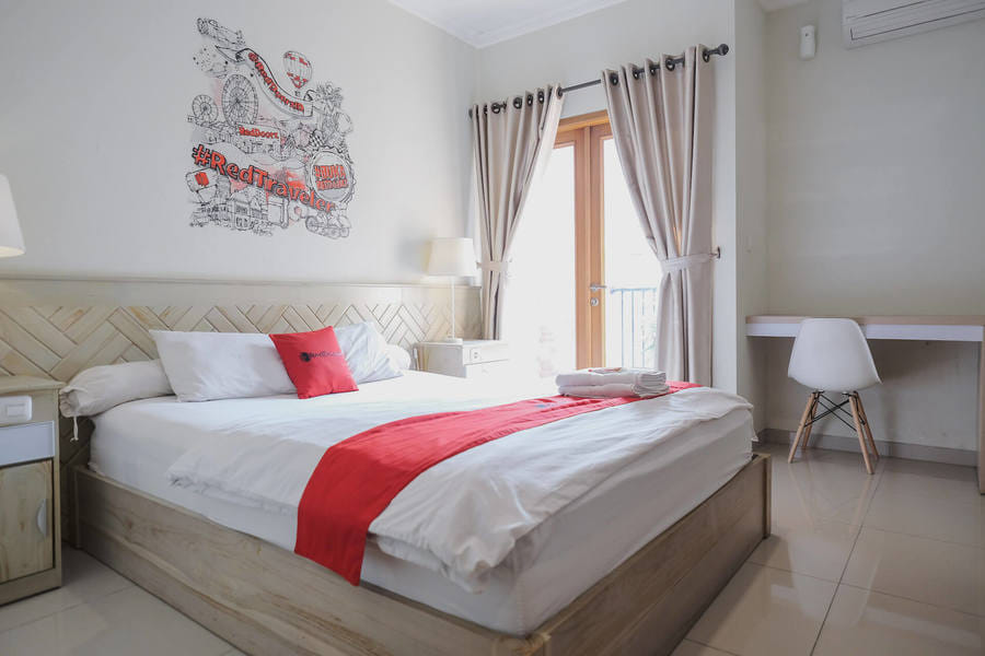 Booking Hotel RedDoorz Premium near Ragunan Zoo 2 murah di RedDoorz
