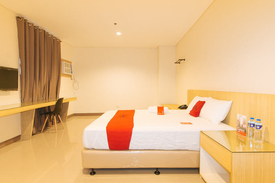 RedDoorz Plus @ Kaizen Suites Taft Avenue