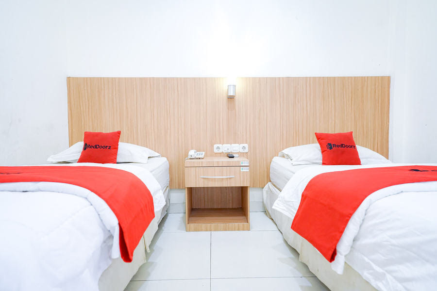Book RedDoorz @ Avros Guest House Medan only at RedDoorz